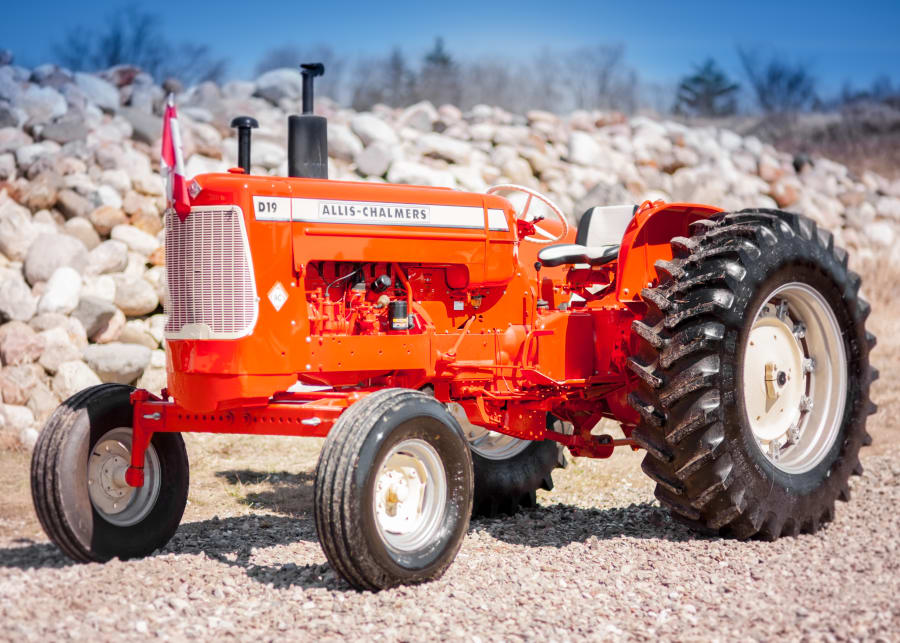 1963 Allis Chalmers D19 for sale at Ontario Tractor Auction 2017 as S2 ...