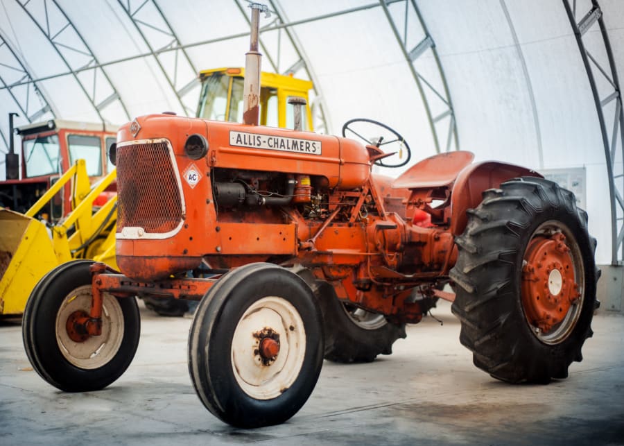 1957 Allis Chalmers D14 at Ontario Tractor Auction 2017 as S141 - Mecum ...