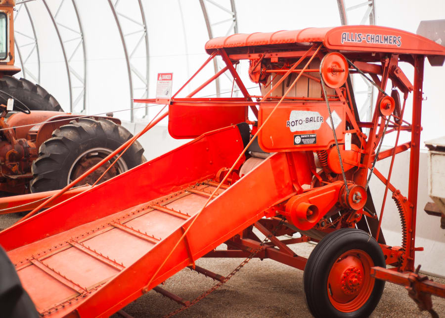 1949 Allis Chalmers Roto-Baler at Ontario Tractor Auction 2017 as M83 ...