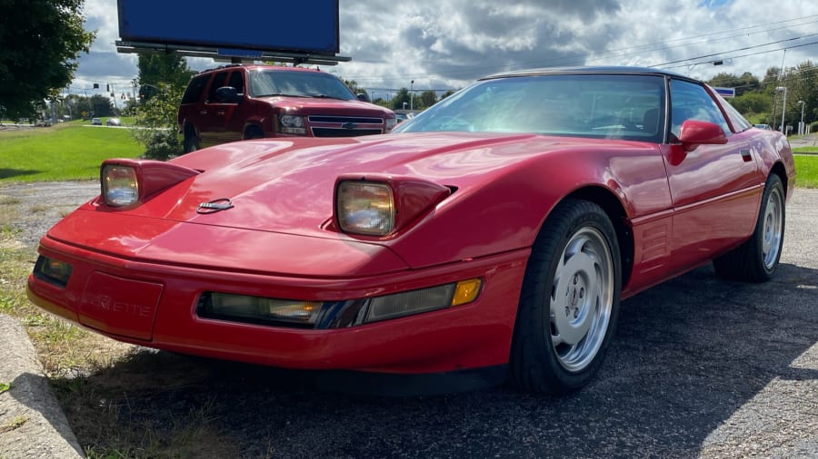 1992 Chevrolet Corvette Coupe for Sale at Auction - Mecum Auctions