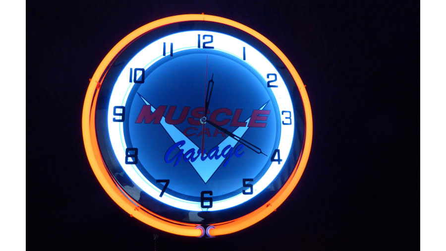 Muscle Car Neon Clock at Chattanooga 2021 as Z203 - Mecum Auctions