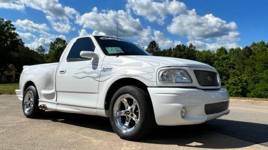 1999 Ford F150 SVT Lightning Pickup at Chattanooga 2022 as F136 - Mecum ...