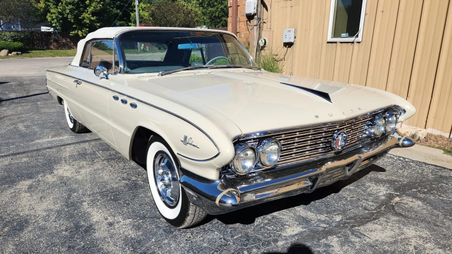 1961 Buick LeSabre Convertible for Sale at Auction - Mecum Auctions