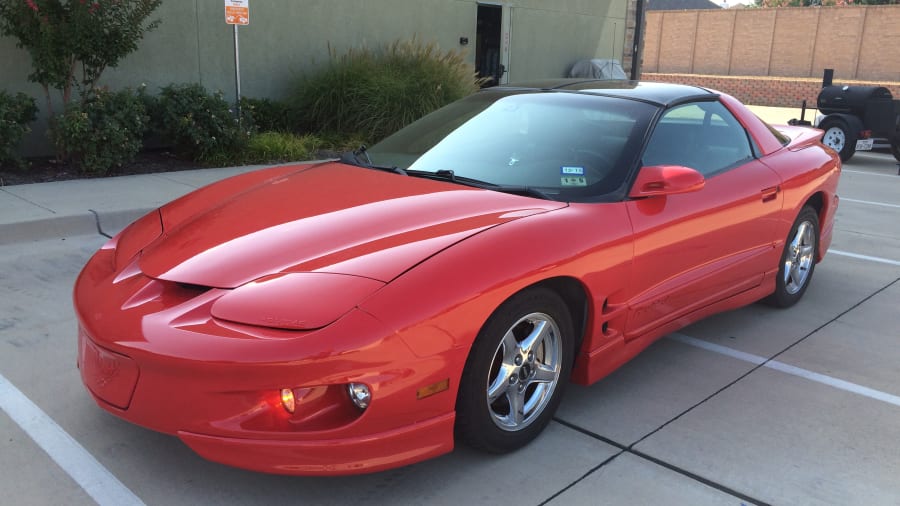 2002 Pontiac Firebird at Dallas 2015 as W26 - Mecum Auctions