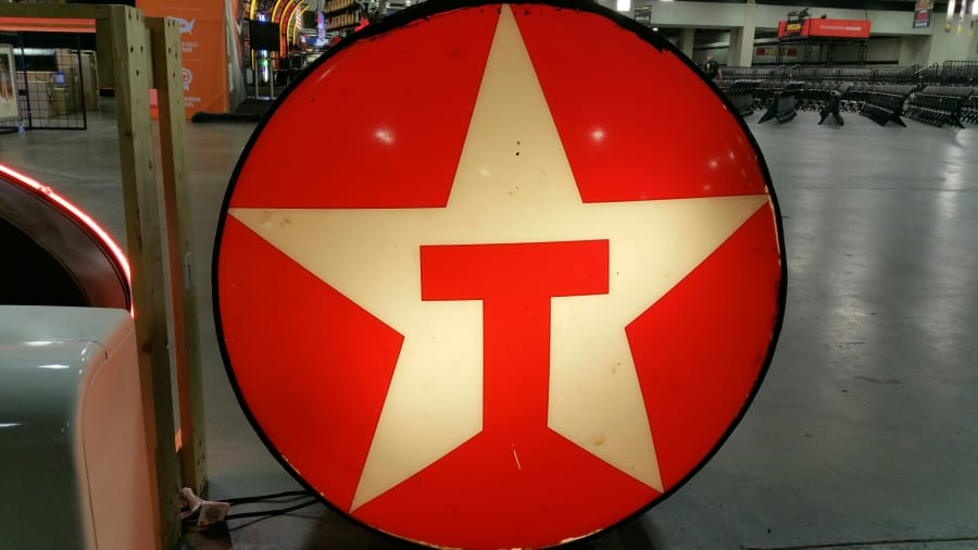 Texaco Lighted Sign 30x30 at Dallas 2015 as H15 - Mecum Auctions