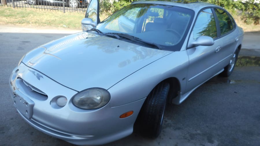 1998 Ford Taurus SHO for Sale at Auction - Mecum Auctions