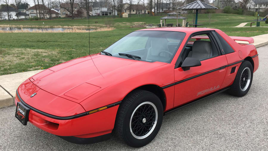 1988 Pontiac Fiero Formula at Dallas 2017 as T124 - Mecum Auctions
