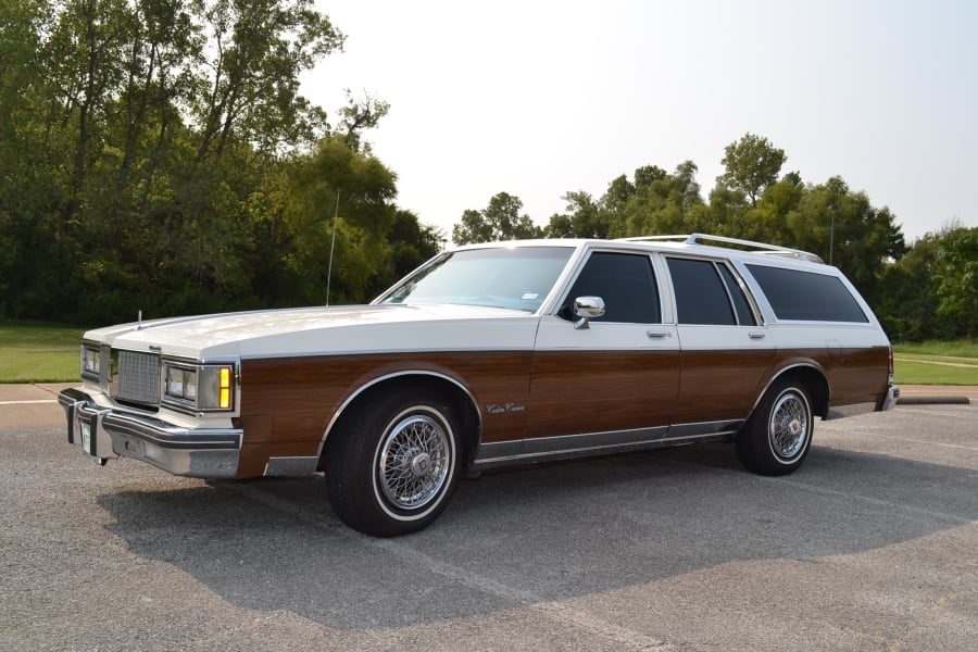 1989 Oldsmobile Custom Cruiser Station Wagon for Sale at Auction ...