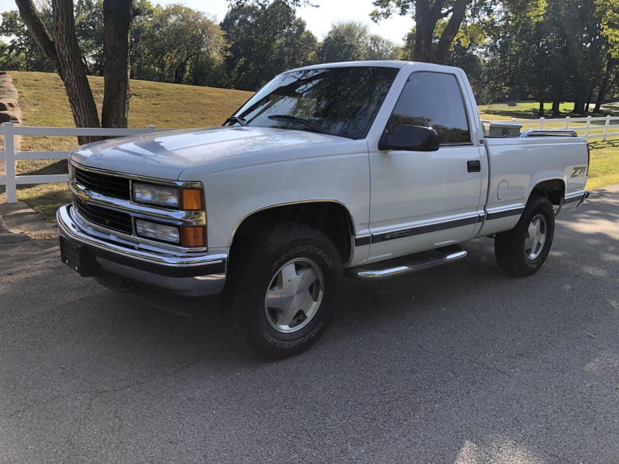 1998 Chevrolet Silverado Pickup for Sale at Auction - Mecum Auctions
