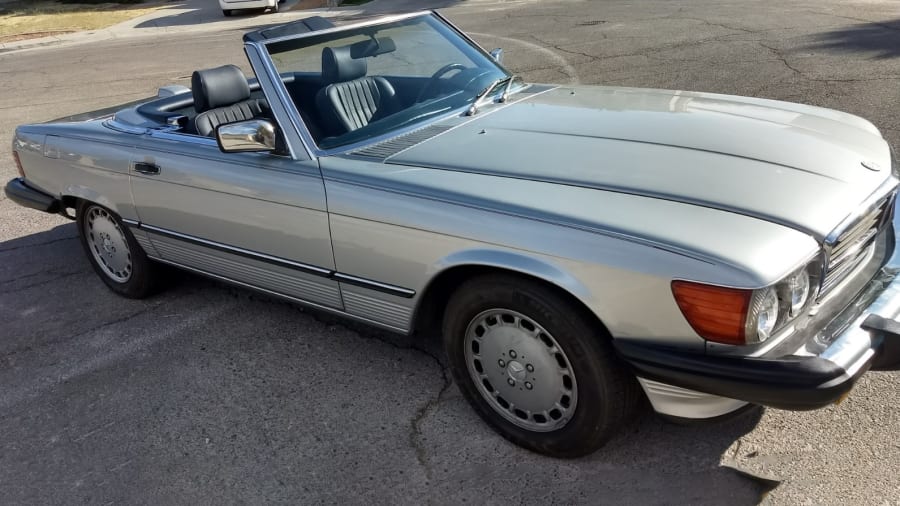 1986 Mercedes-Benz 560SL Roadster at Dallas 2021 as W63 - Mecum Auctions