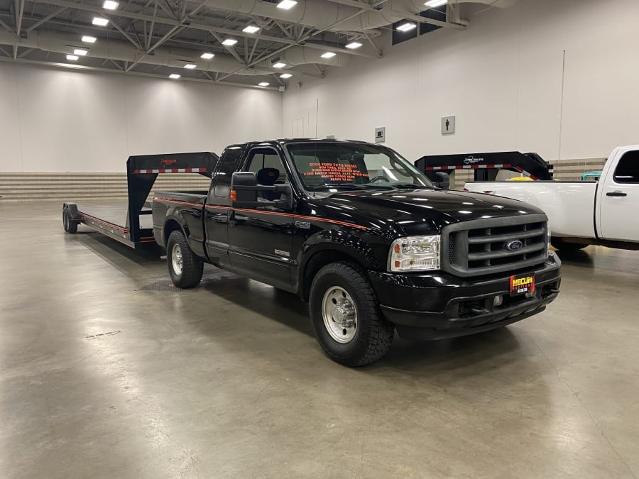 2004 Ford F250 Pickup at Dallas 2021 as W132 - Mecum Auctions