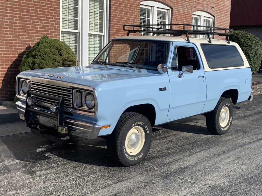 1977 Plymouth Trailduster for sale at Dallas 2021 as F86 - Mecum Auctions