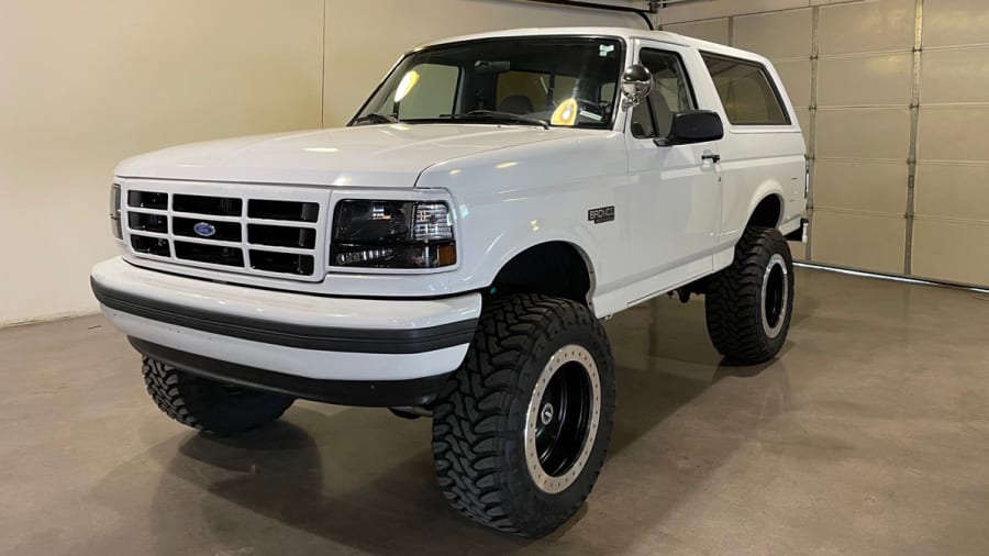 Ford Bronco Lifted White