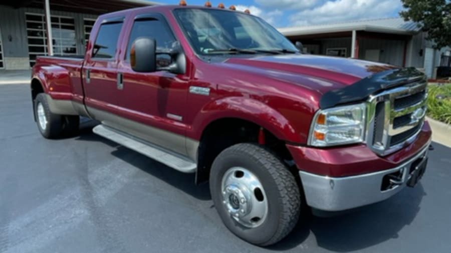 2005 Ford F350 Super Duty Pickup at Dallas 2022 as F250 - Mecum Auctions