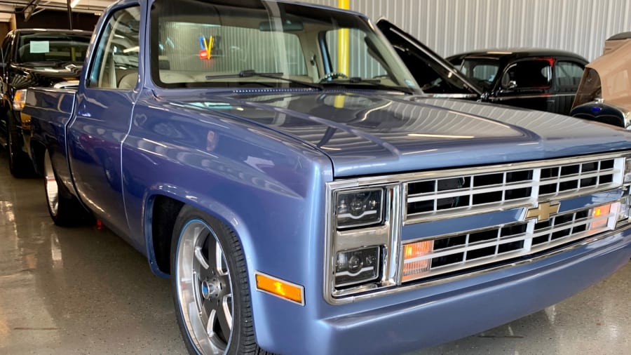 1986 Chevrolet Silverado Custom Pickup for Sale at Auction - Mecum Auctions