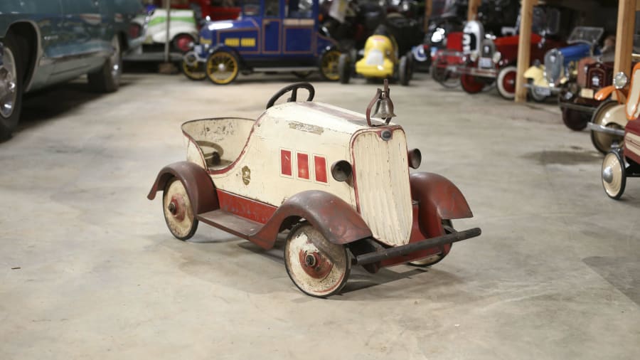 1933 Garton Buick Fire Captain Pedal Car at Elmer's Auto & Toy Museum ...
