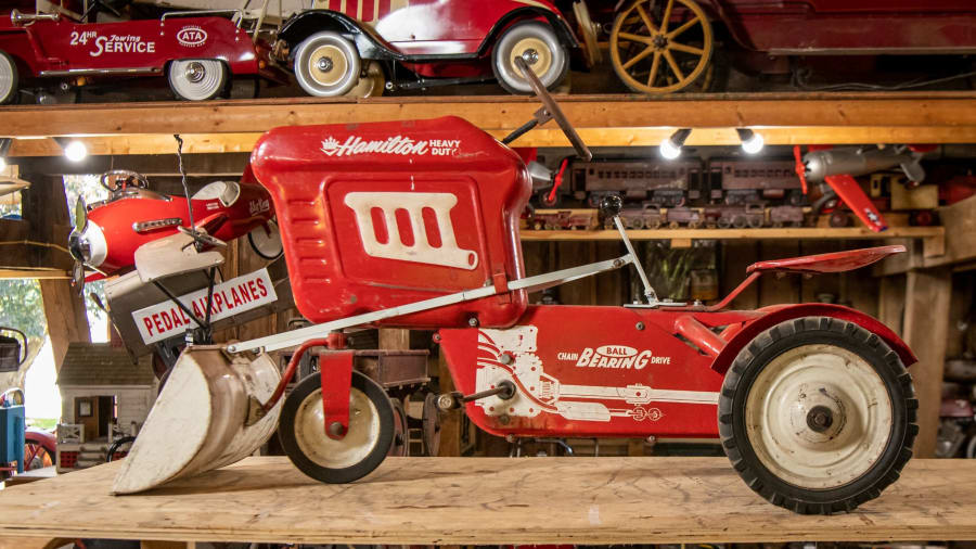 Hamilton Front Loader Pedal Tractor at Elmer's Auto & Toy Museum ...