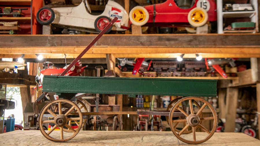 Vintage Wooden Wagon at Elmer's Auto & Toy Museum Collection 2022 as ...
