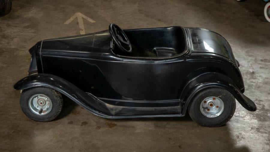 '32 Ford Tot Rod Frame and Body at Elmer's Auto & Toy Museum Collection ...