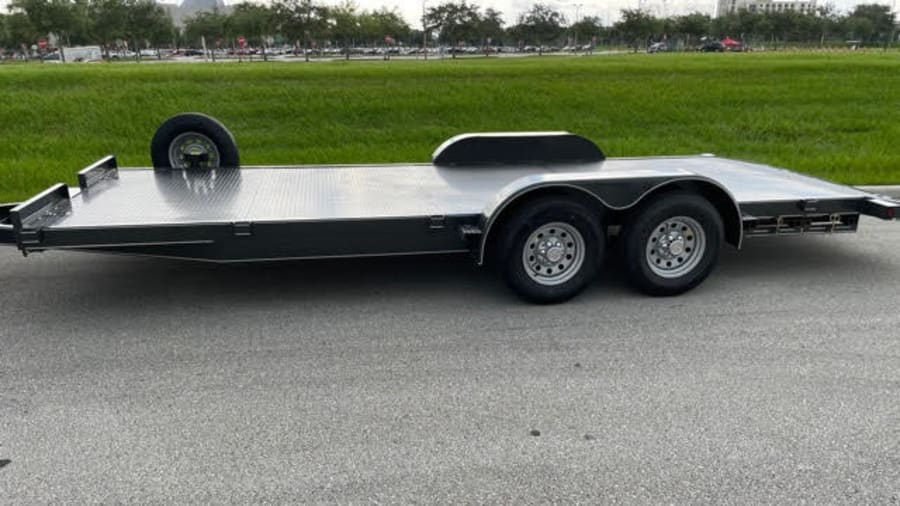 2021 Blazer 20' Trailer at Orlando Summer Special 2021 as T58.2 - Mecum ...