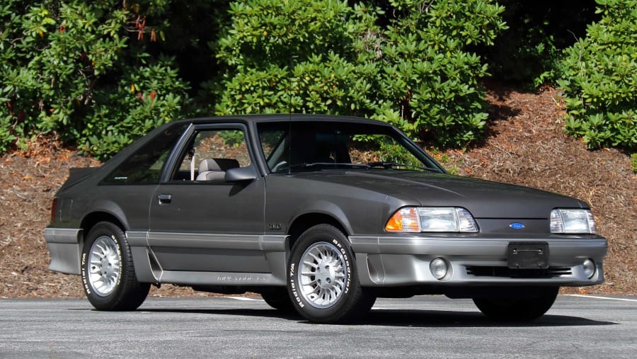 1990 Ford Mustang GT at Orlando Summer Special 2021 as F142.1 - Mecum ...
