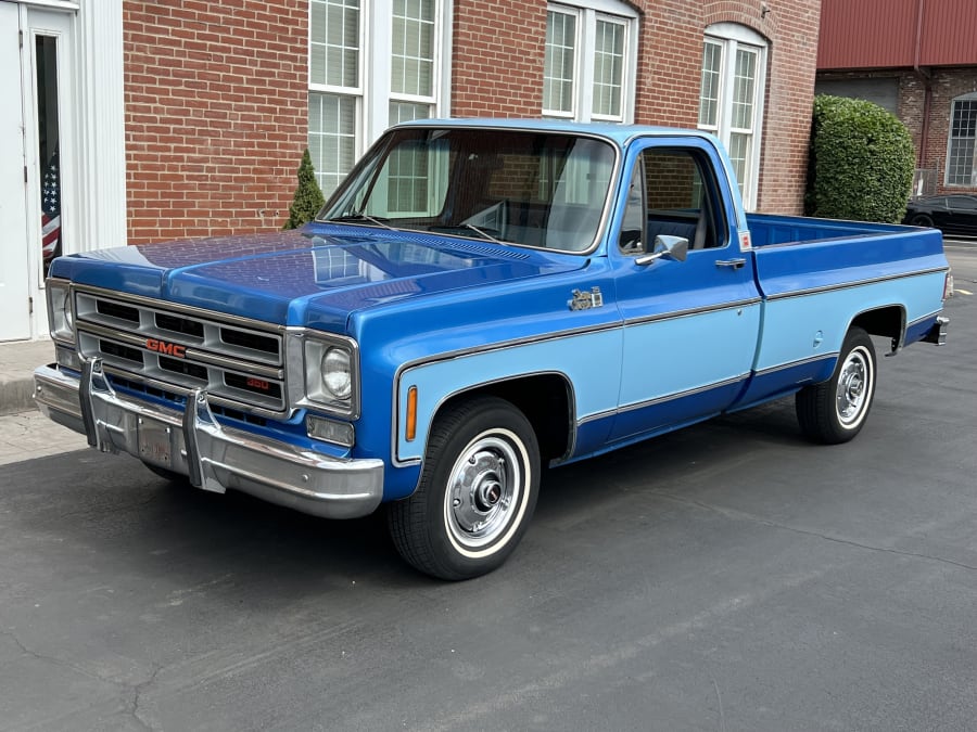 1976 GMC Sierra Classic Pickup at Orlando 2022 as F132 - Mecum Auctions