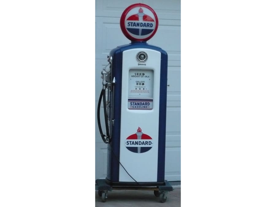 Standard Gas Pump at Kissimmee 2013 as M286 - Mecum Auctions