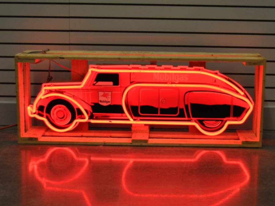 Mobilgas Fire Truck Neon Sign SST 48x15 at Kissimmee 2014 as Z121 ...