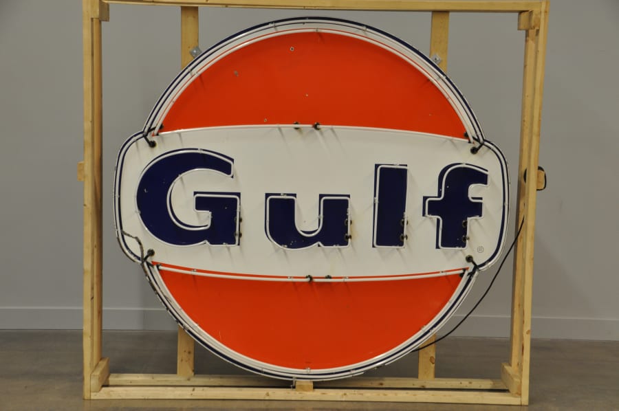 Gulf Neon Sign SSPN 79x72x10.5 at Kissimmee 2015 as M122 - Mecum Auctions