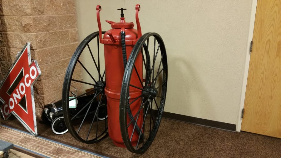 2 Wheel Fire Extinguisher Cart at Kissimmee 2016 as H30 - Mecum Auctions