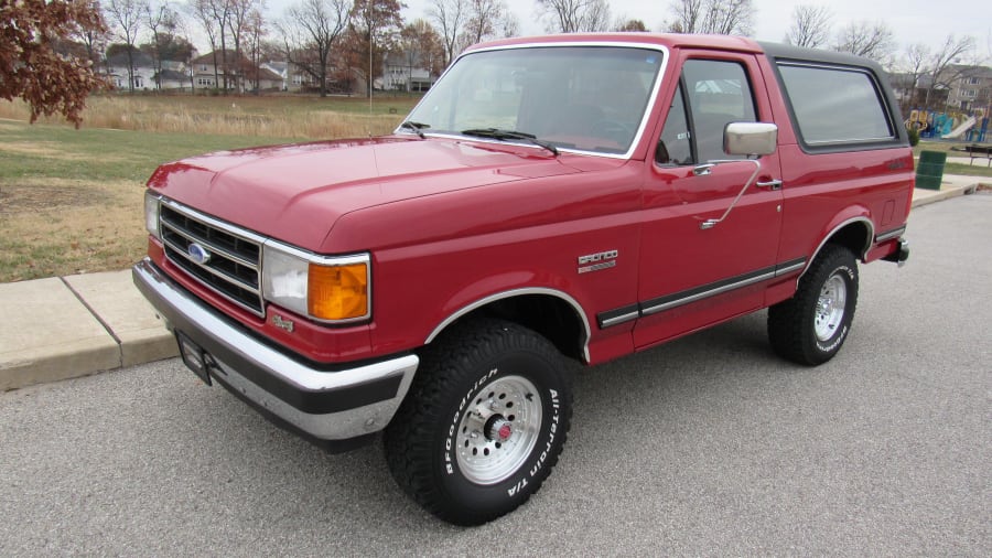 1991 Ford Bronco XLT for Sale at Auction - Mecum Auctions