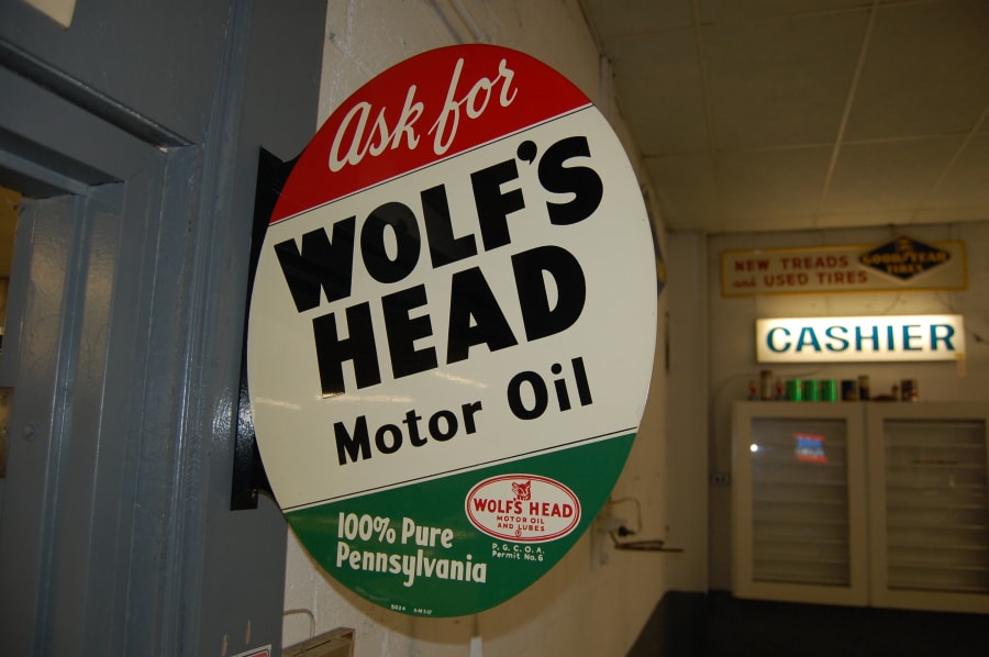 Wolfs Head Motor Oil Flange Sign DSTF at Kissimmee 2017 as N40 - Mecum ...