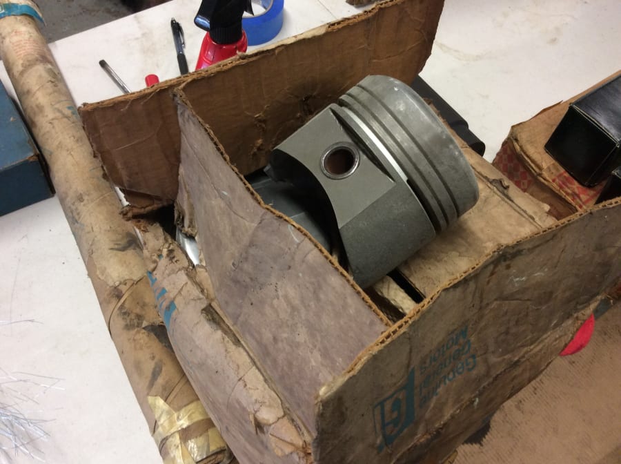 GM 409 CI NOS Pistons at Kissimmee 2017 as Q45 - Mecum Auctions