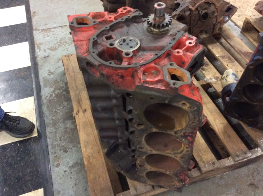 GM Truck 348 CI Engine Block at Kissimmee 2017 as Q55 - Mecum Auctions