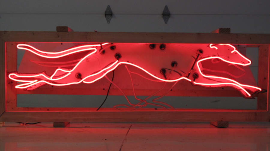 Greyhound Bus Station Animated Neon Sign SSTN 72x48 for Sale at Auction ...