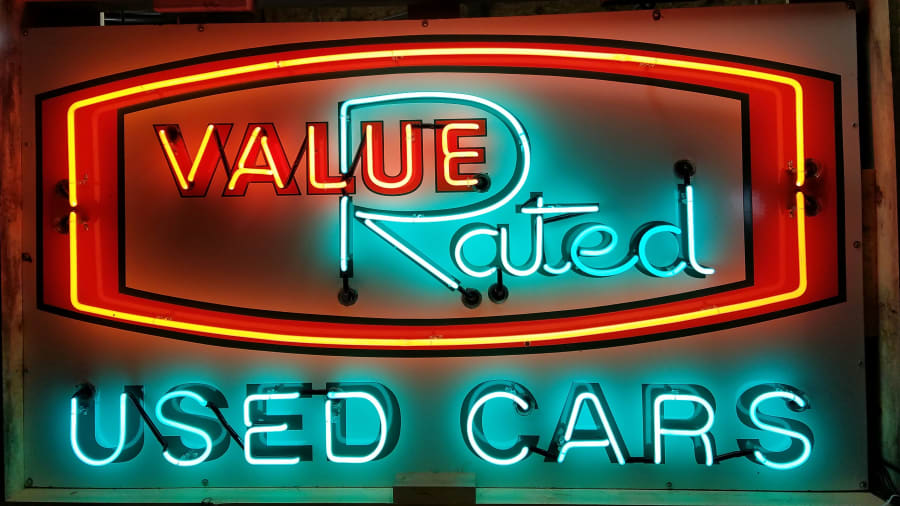 Oldsmobile Value Rated Used Cars Neon Sign SSPN 80x45 at Kissimmee 2017 ...