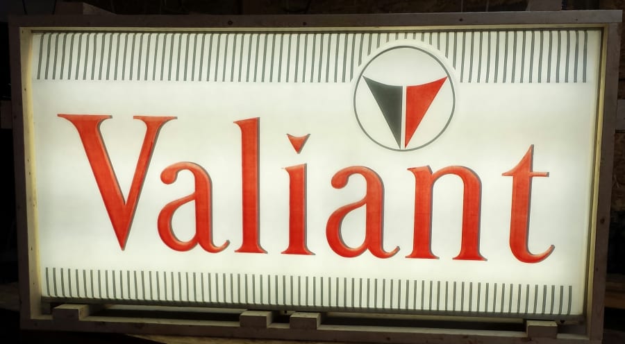 Valiant Dealership Lighted Sign DSL 73x37 at Kissimmee 2017 as M125.1 ...