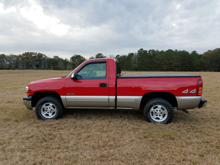 1999 Chevrolet Silverado Pickup for Sale at Auction - Mecum Auctions