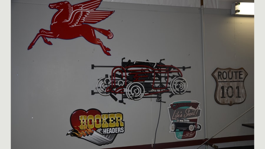 Lot Of 5 Signs for Sale at Auction - Mecum Auctions