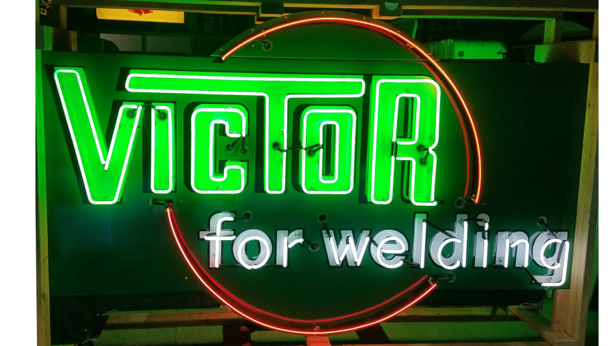 Victor For Welding Original Neon Sign DSPN 90x55 for Sale at Auction ...