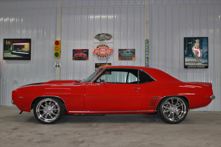 1969 Chevrolet Camaro Resto Mod at Kissimmee 2018 as W83.1 - Mecum Auctions