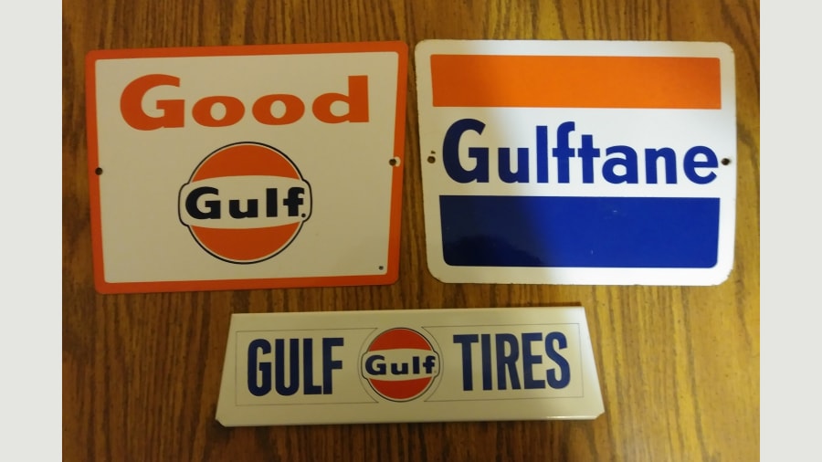 Lot Of 3 Gulf Signs at Kissimmee 2018 as M475 - Mecum Auctions