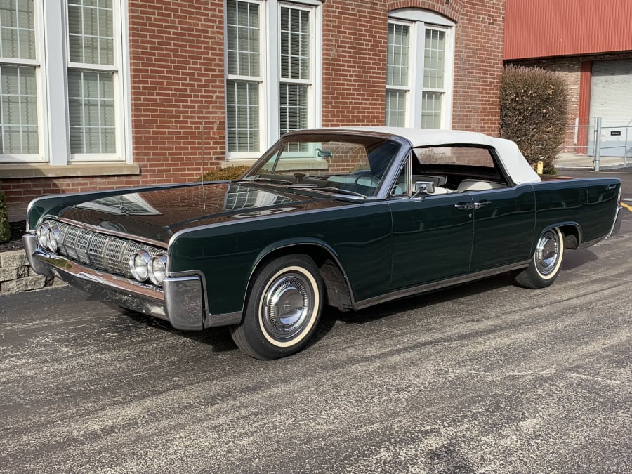 1964 Lincoln Continental Convertible for Sale at Auction - Mecum Auctions