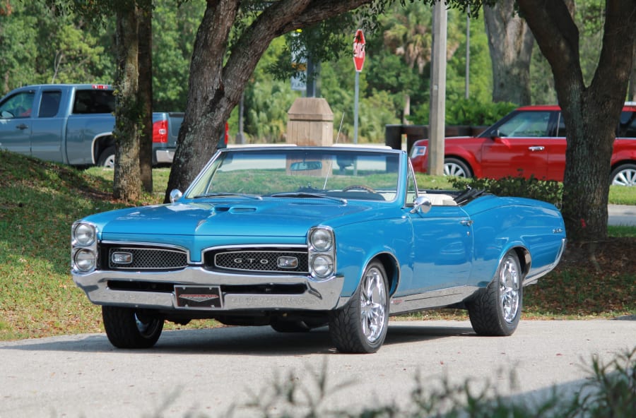 1967 Pontiac GTO Resto Mod for Sale at Auction - Mecum Auctions
