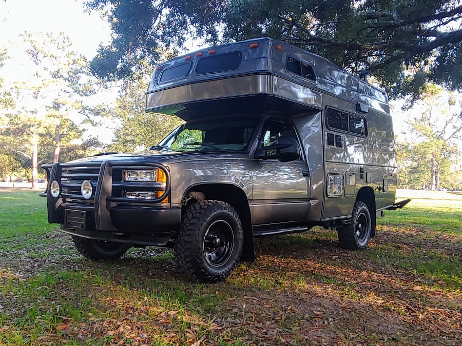 1995 Chevrolet Tiger CX Camper for Sale at Auction - Mecum Auctions