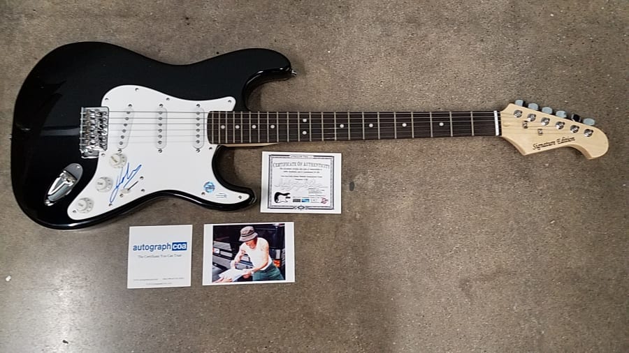 Electric Guitar Goo Goo Dolls Johnny Rzeznik Autographed at Kissimmee ...