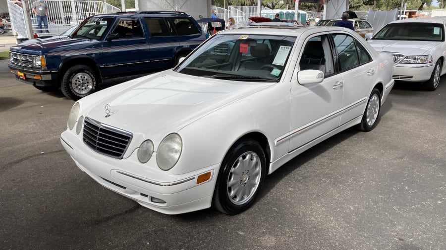 2001 Mercedes E320
