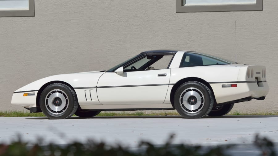 1985 Chevrolet Corvette Coupe for Sale at Auction - Mecum Auctions
