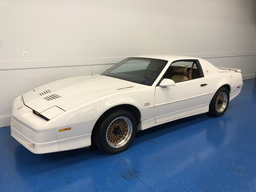 1988 Pontiac Trans Am GTA Notchback for Sale at Auction - Mecum Auctions