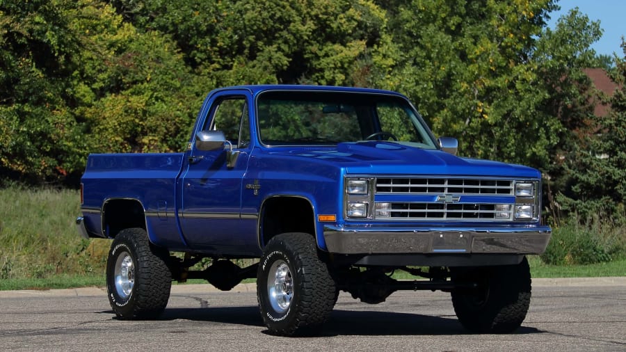 1985 Chevy Truck Lifted Blue